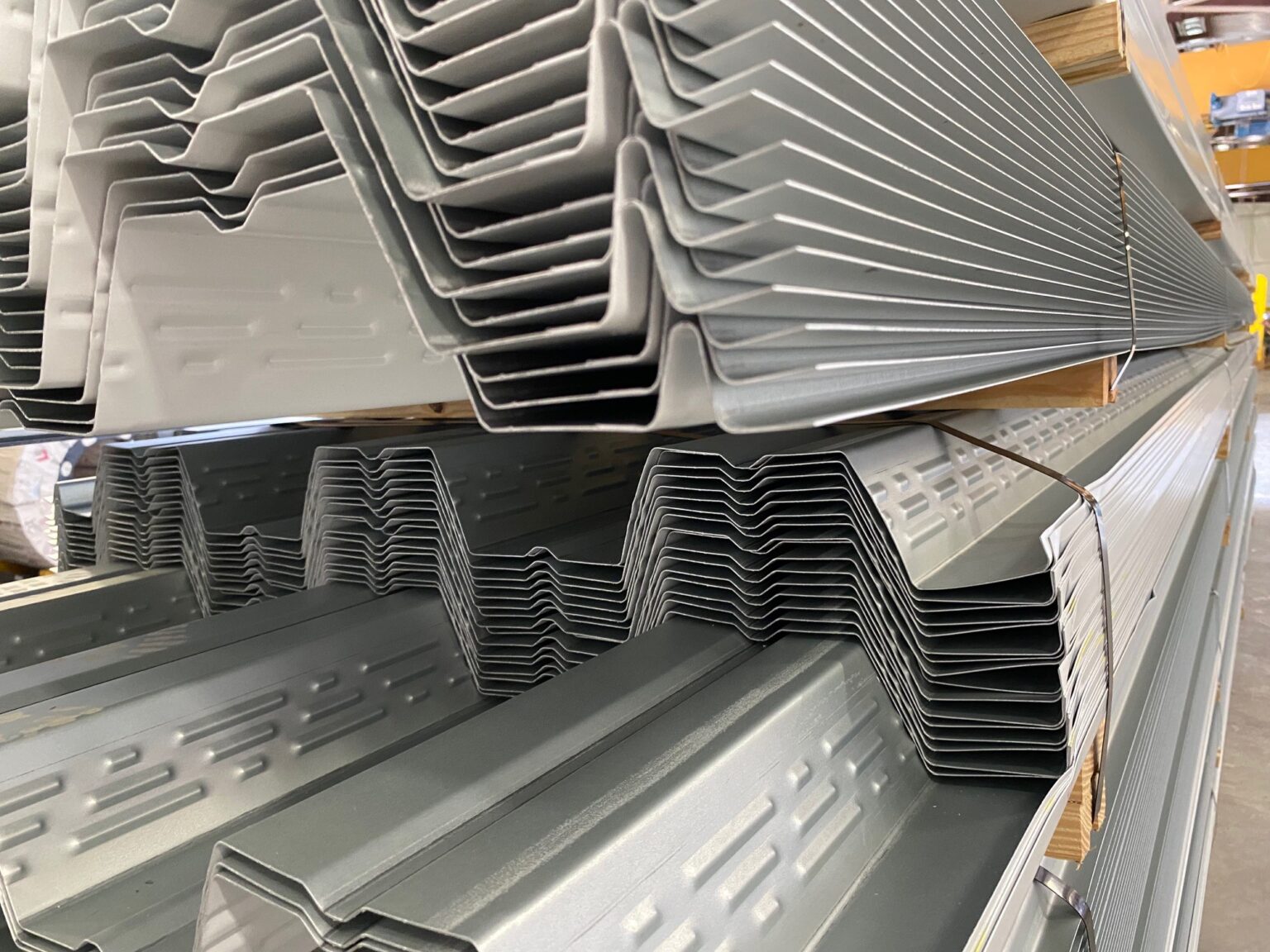 Understanding Composite Floor Decking: Benefits and Applications - CSM ...